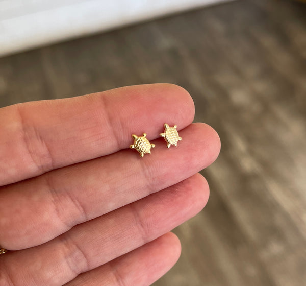 Gold Fill Turtle Studs – Brianne and Co.